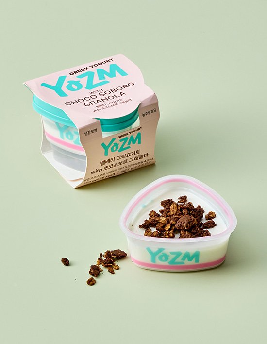 [YOZM] 그릭요거트 초코소보로 그래놀라 120g - 마켓컬리